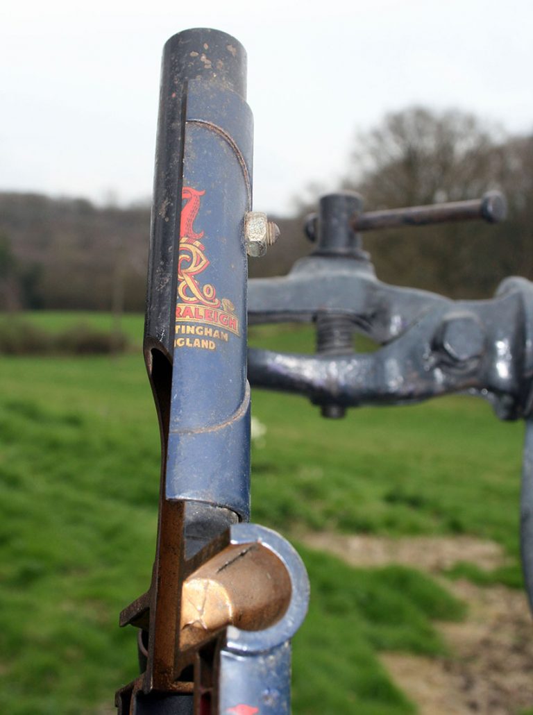 1947-1950 Raleigh 'All-Steel' Cutaway Display Frame – The Online ...