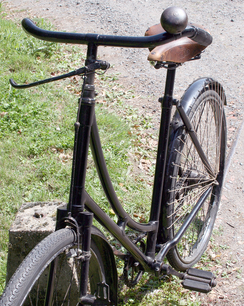 1899 BSA Fittings Ladies Bicycle 25 – The Online Bicycle Museum
