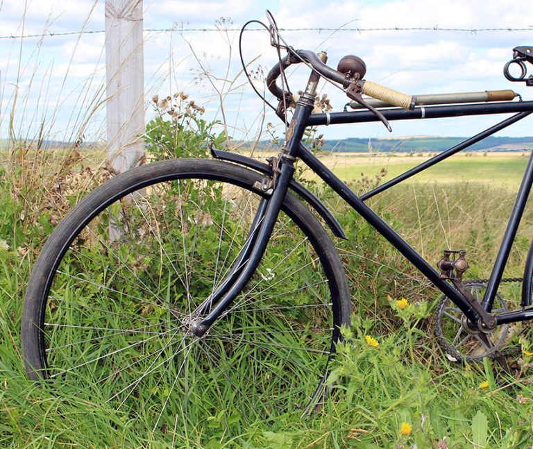 1920s St Etienne Truss frame – The Online Bicycle Museum