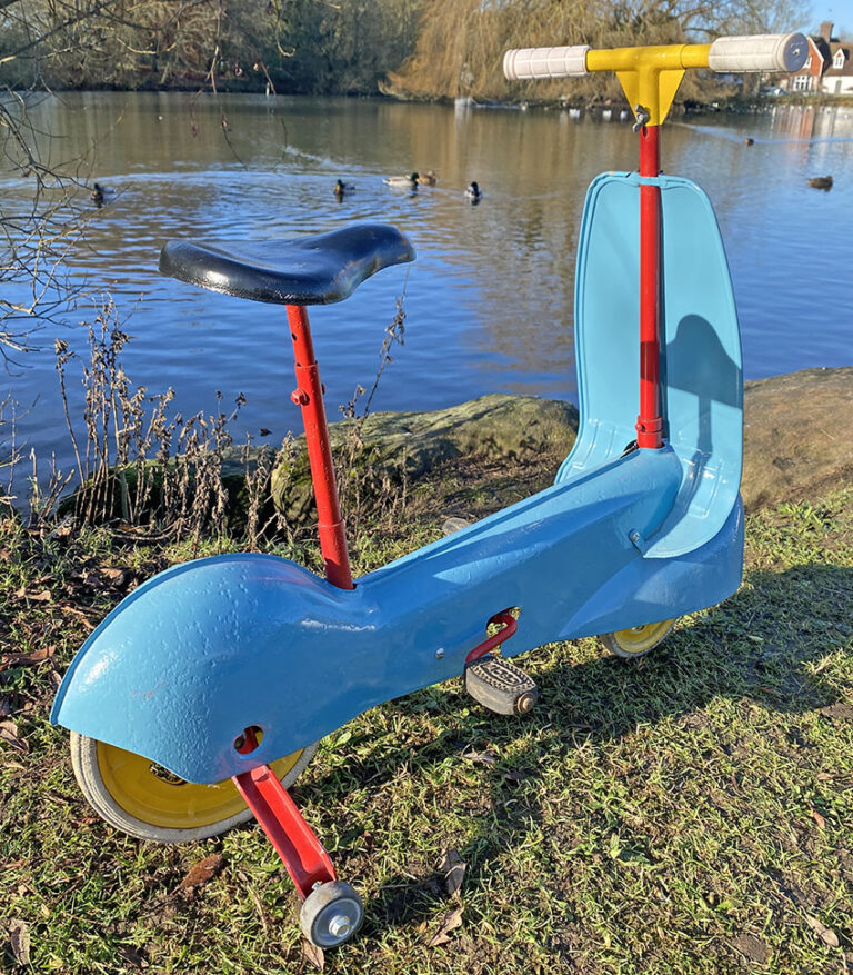1960 Mobo Scooter (Restored) 38 – The Online Bicycle Museum