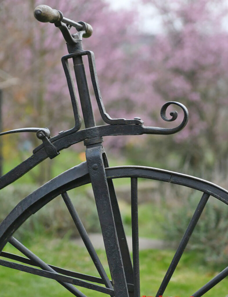 1867 Serpentine Velocipede – The Online Bicycle Museum