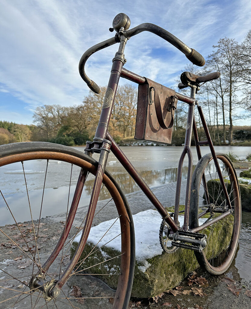 1897 THE AMERICA Tall Truss Frame – The Online Bicycle Museum