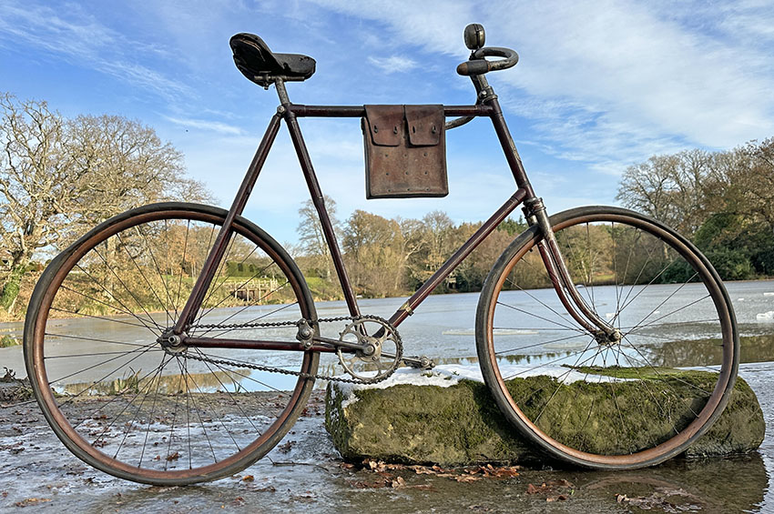 1897 'THE AMERICA' 28 Tall Truss Frame 5 – The Online Bicycle Museum