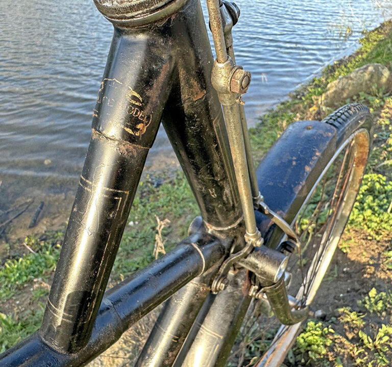 1933 Raleigh X Frame Police Model – The Online Bicycle Museum