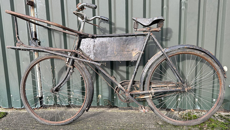 1939 Brown Bros Vindec 'Model T' Tradesman's Bicycle – The Online ...