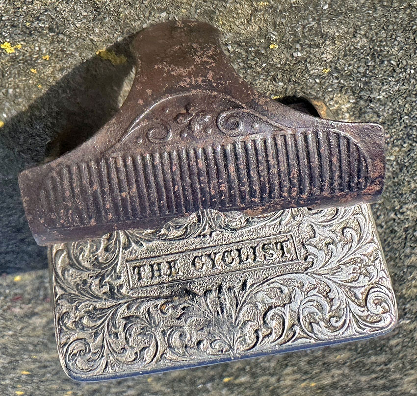1890s ‘The Cyclist’ handlebar-mounted match safe / ashtray – The Online ...